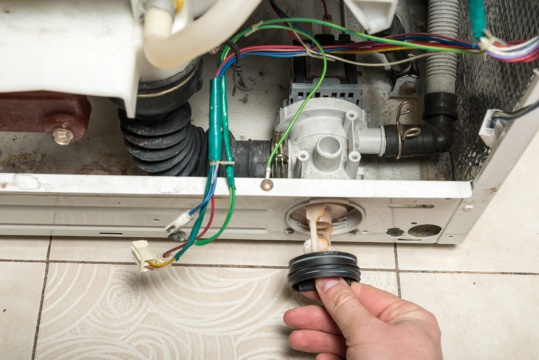 Die häufigsten Fehlercodes bei Waschmaschinen und wie Du sie beheben